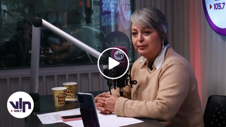 Jeannette Jara toma distancia de exgobernadora Cristina Bravo en su visita a Curicó | Política ...